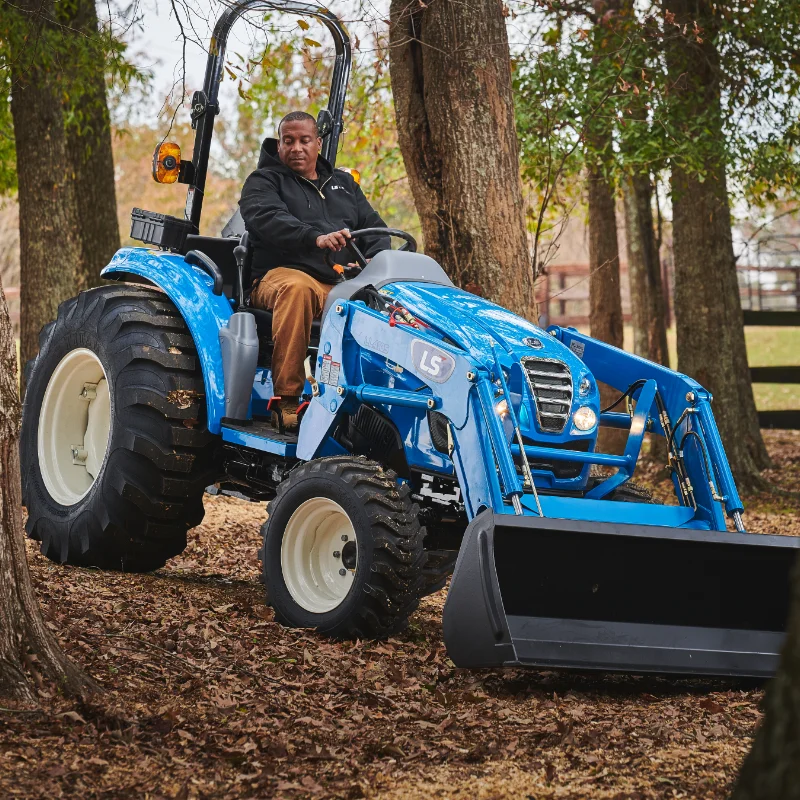 Tractors - Young Truck & Trailer